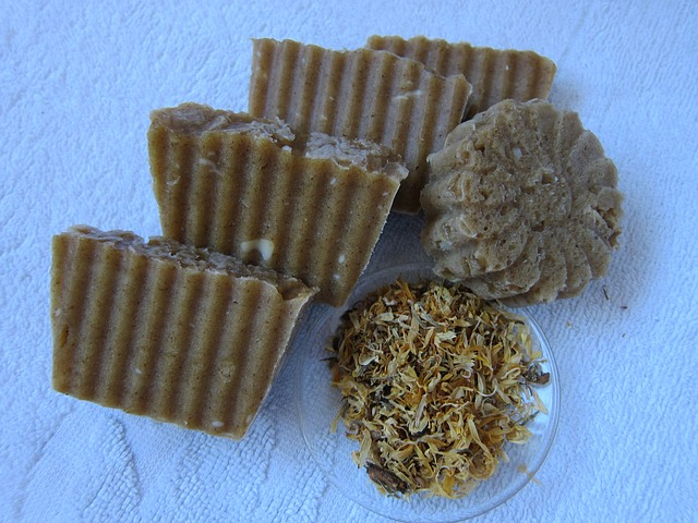 Heublumendampfbad – Anwendung, Wirkung und Vorbereitung